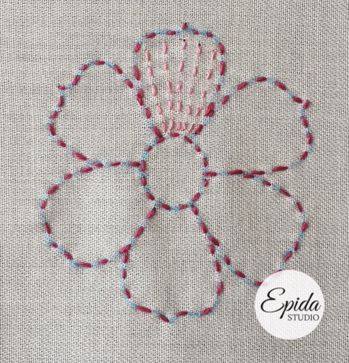 Stitching a motif with running stitch | Epida Studio