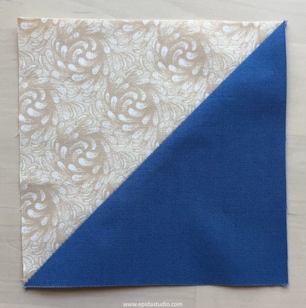 Split Half Square Triangles: the easiest method ever | Epida Studio