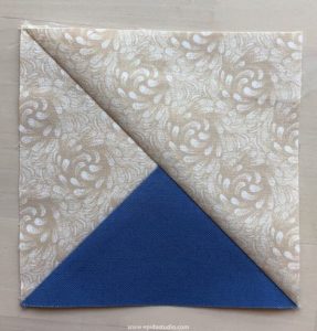 Split Half Square Triangles: the easiest method ever | Epida Studio
